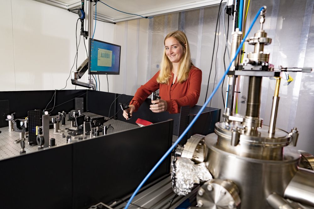 Extreme-ultraviolet light manipulation to unleash unprecedented ...